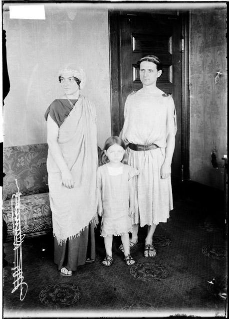 ECC | [Penelope Sikelianos, her husband Raymond Duncan, and his so