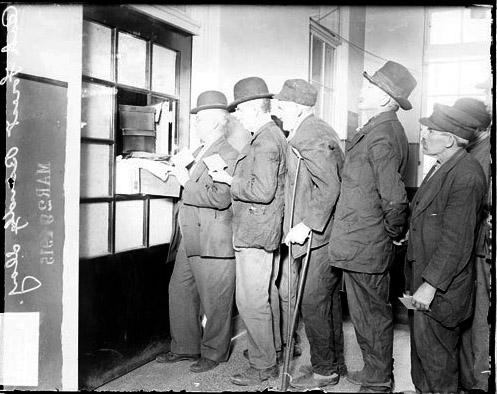 ECC | [Bundle day, Oak Forest, homeless men lining up to receive t