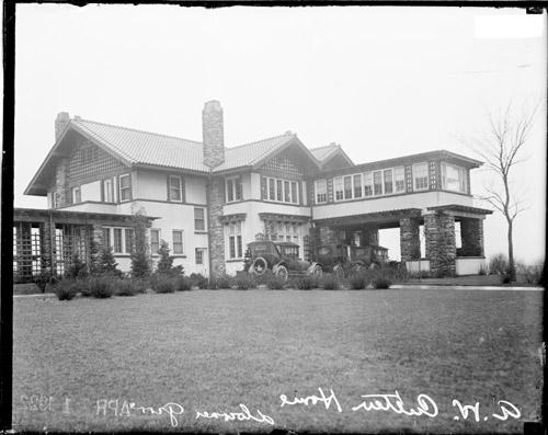ECC | [Carport of Arthur W. Cutten's home in Downers Grove]