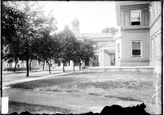 ECC | [Buildings with columns at Chicago State Hospital]