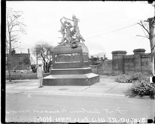 ECC | [Monument to commemorate Fort Dearborn Massacre, designed by