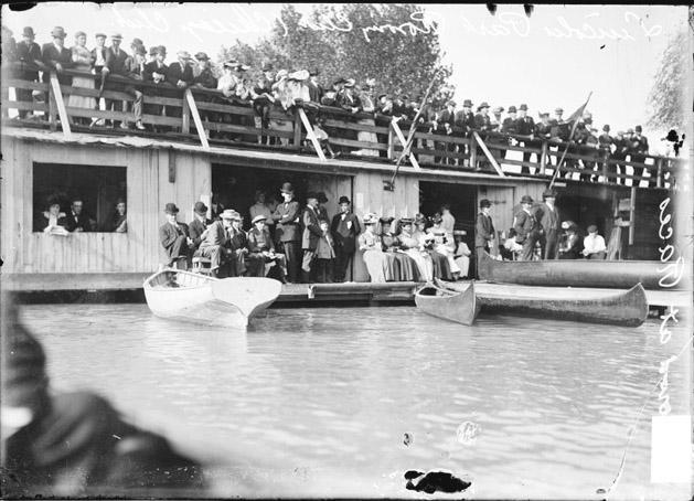 ECC | [Crowds standing and sitting in by the Lincoln Park Rowing C