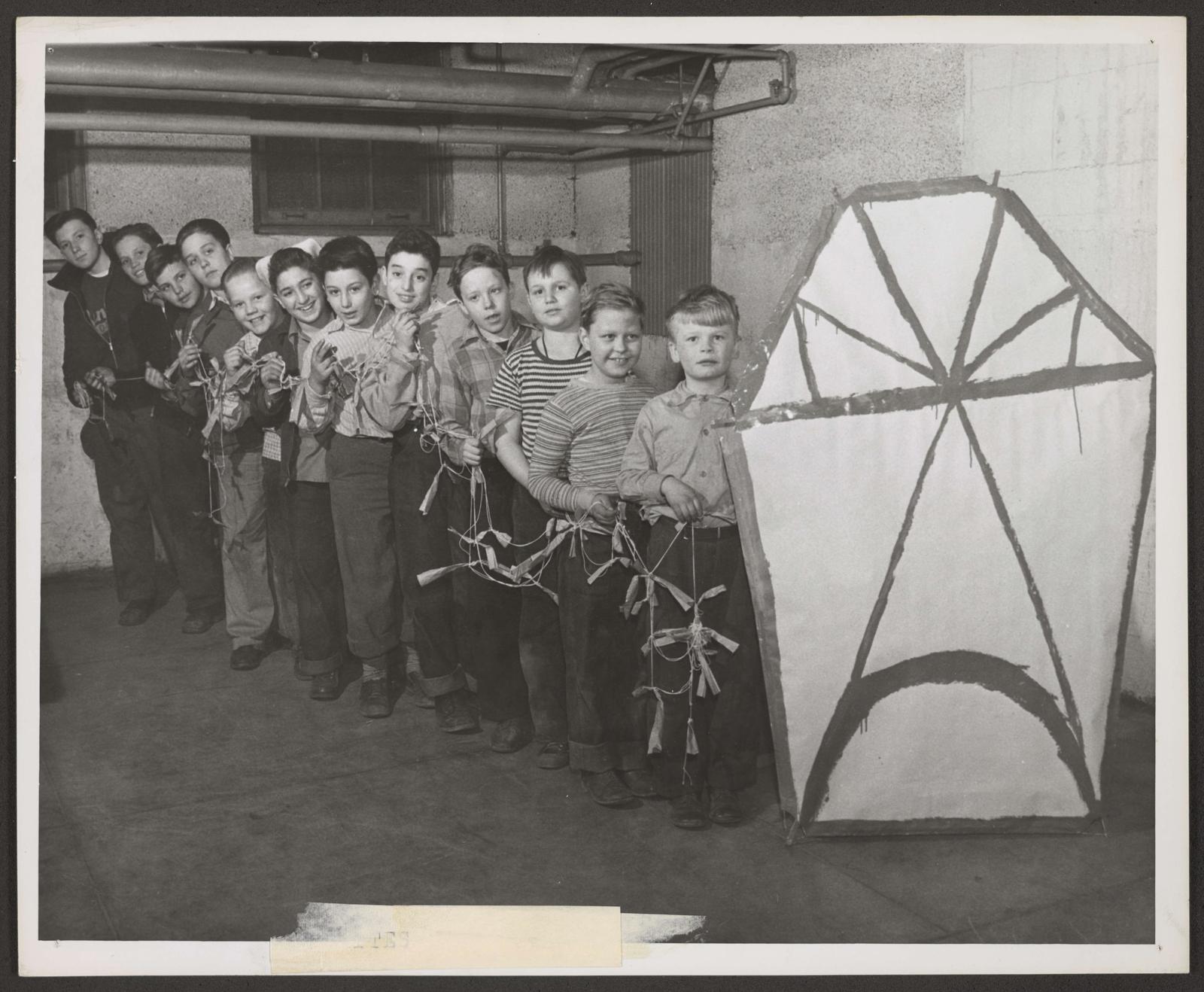 ECC | Tuley Park (0018) Activities - Arts and crafts, undated