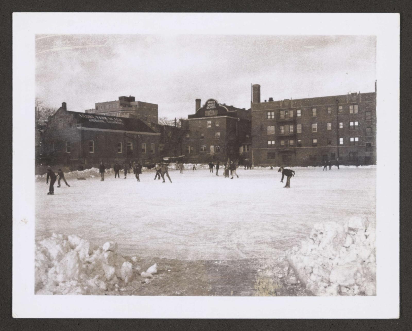 ECC | Leone Park Beach (1013) Activities, 1971-01-21