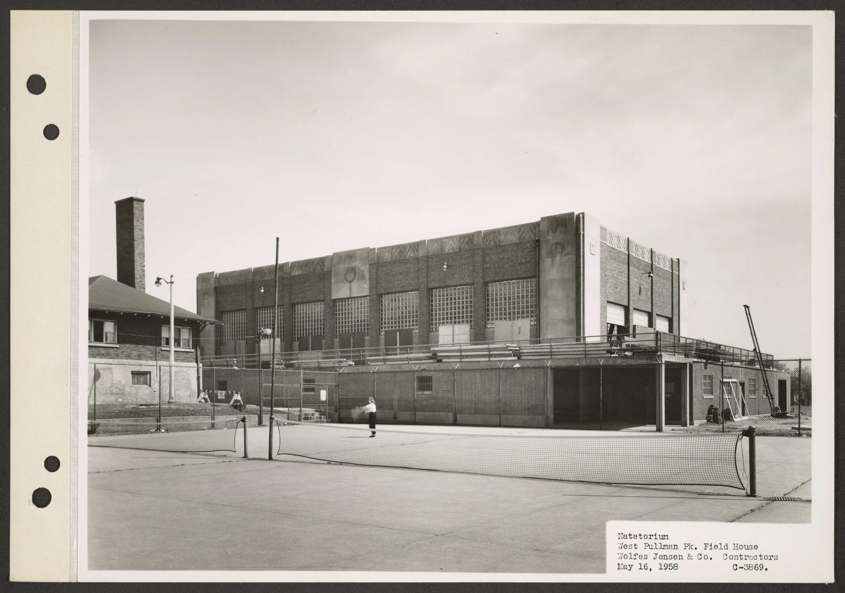 ECC | West Pullman Park (0225) Facilities - Fieldhouses and natato