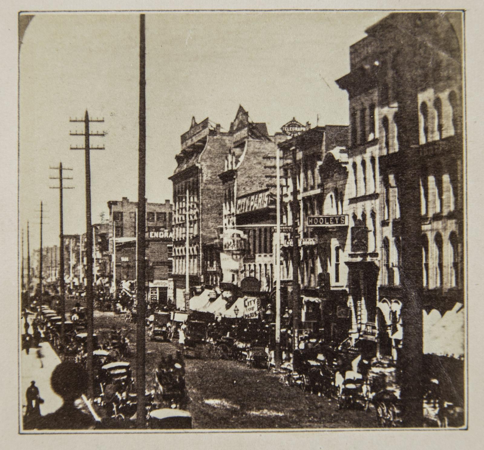 ECC | Chicago pre-fire: Clark St. North from Washington