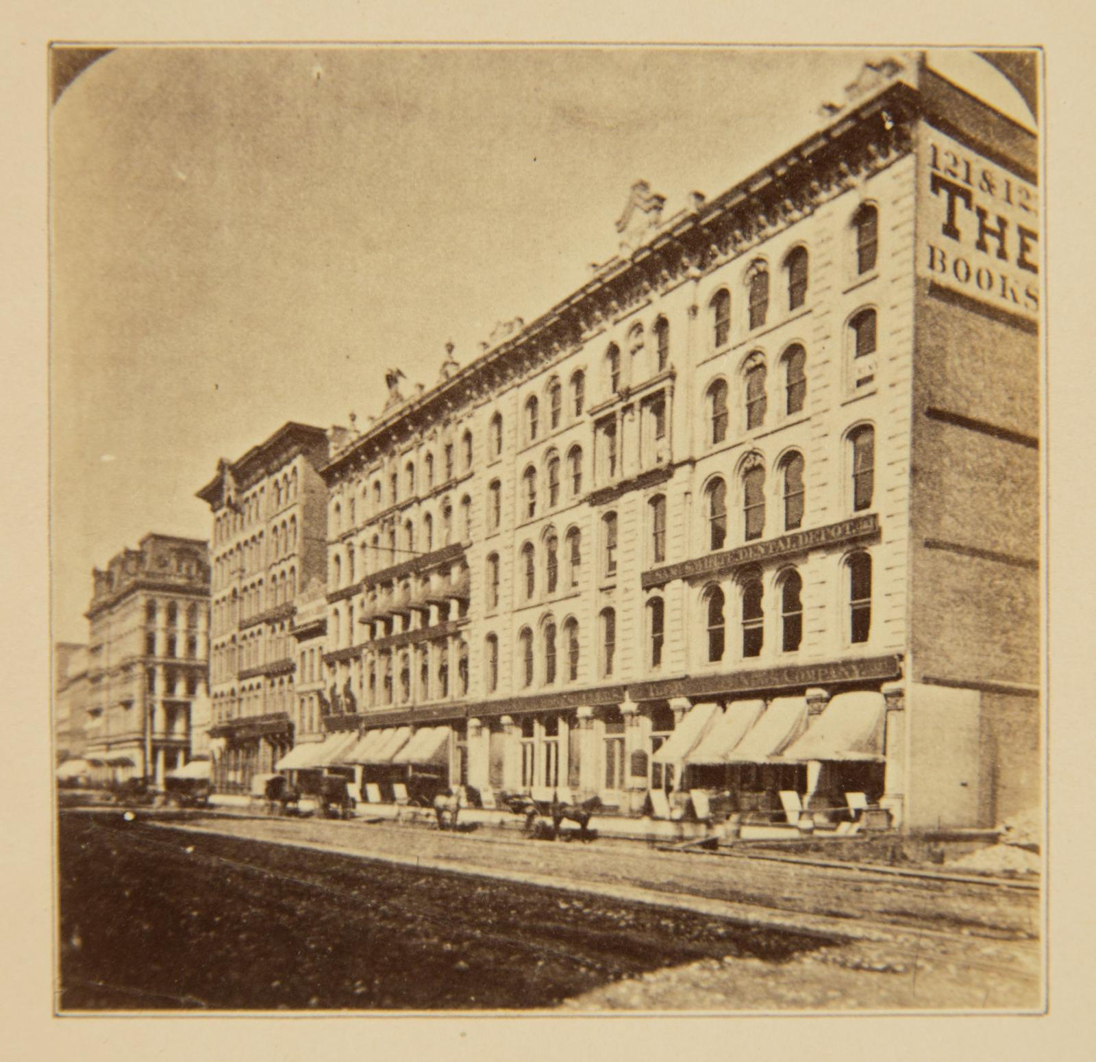 ECC | Chicago pre-fire: Booksellers Row