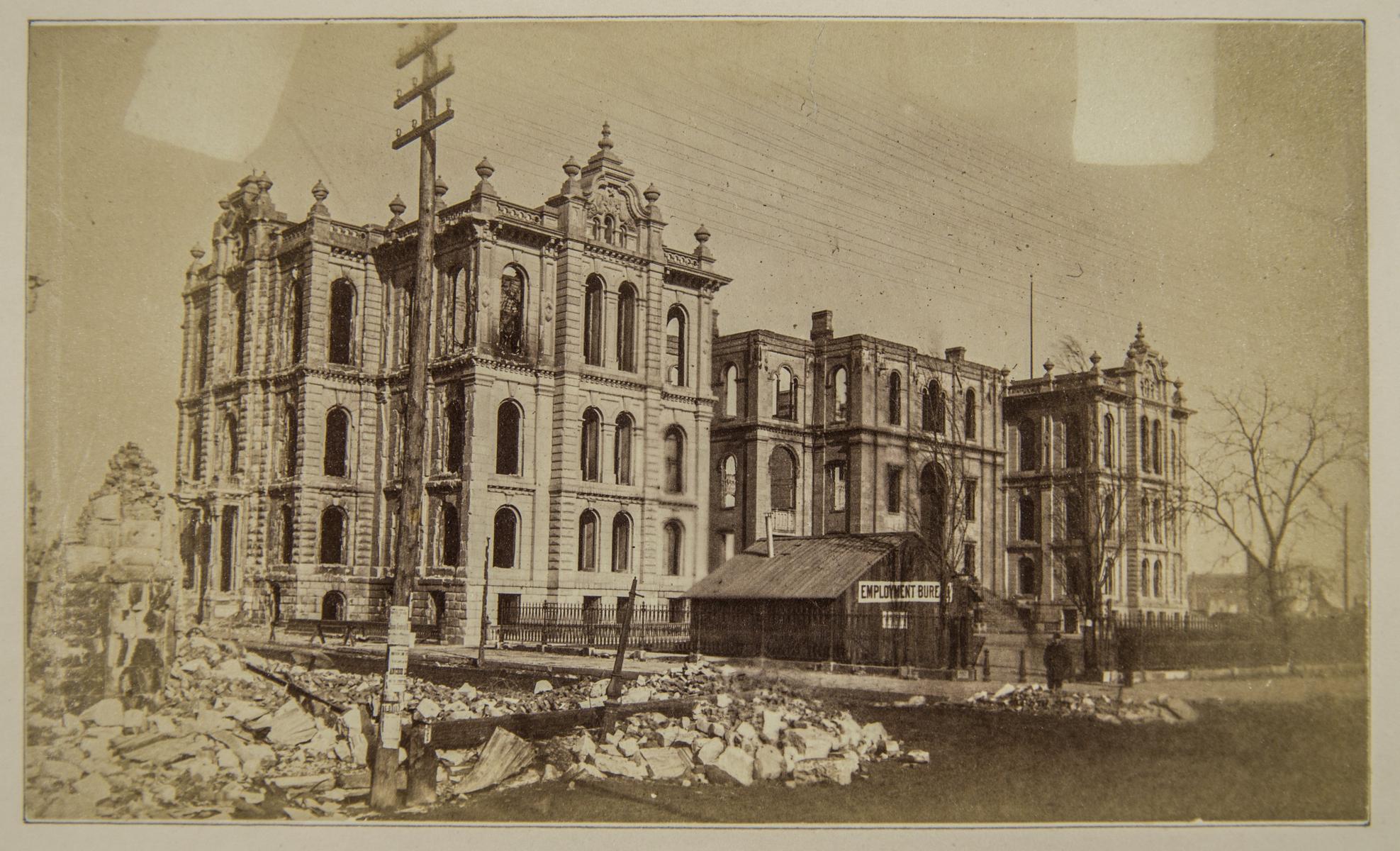 ECC | Chicago Fire of 1871: Court House