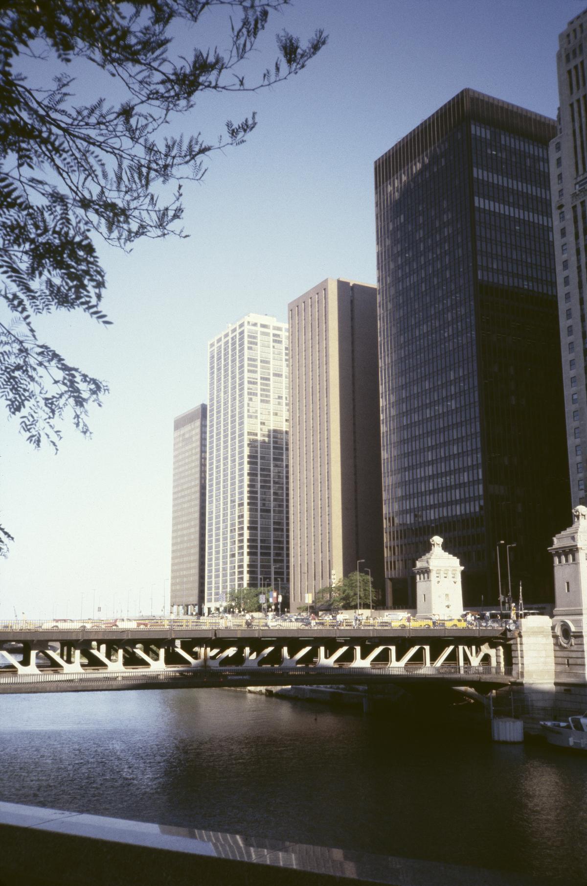 ECC | High-rise buildings along East Wacker Drive