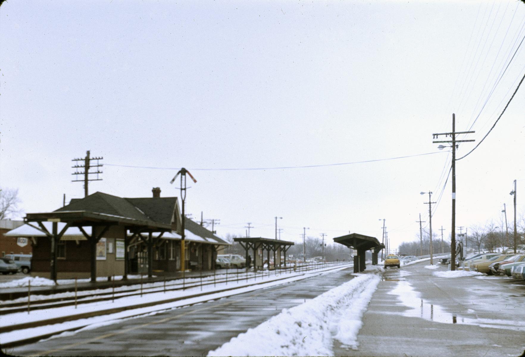ECC | Chicago and North Western Railroad Station, Barrington